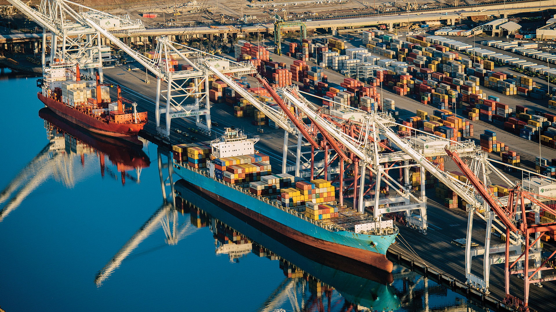 Navigating Port Congestion: Strategies for Efficient Drayage ...